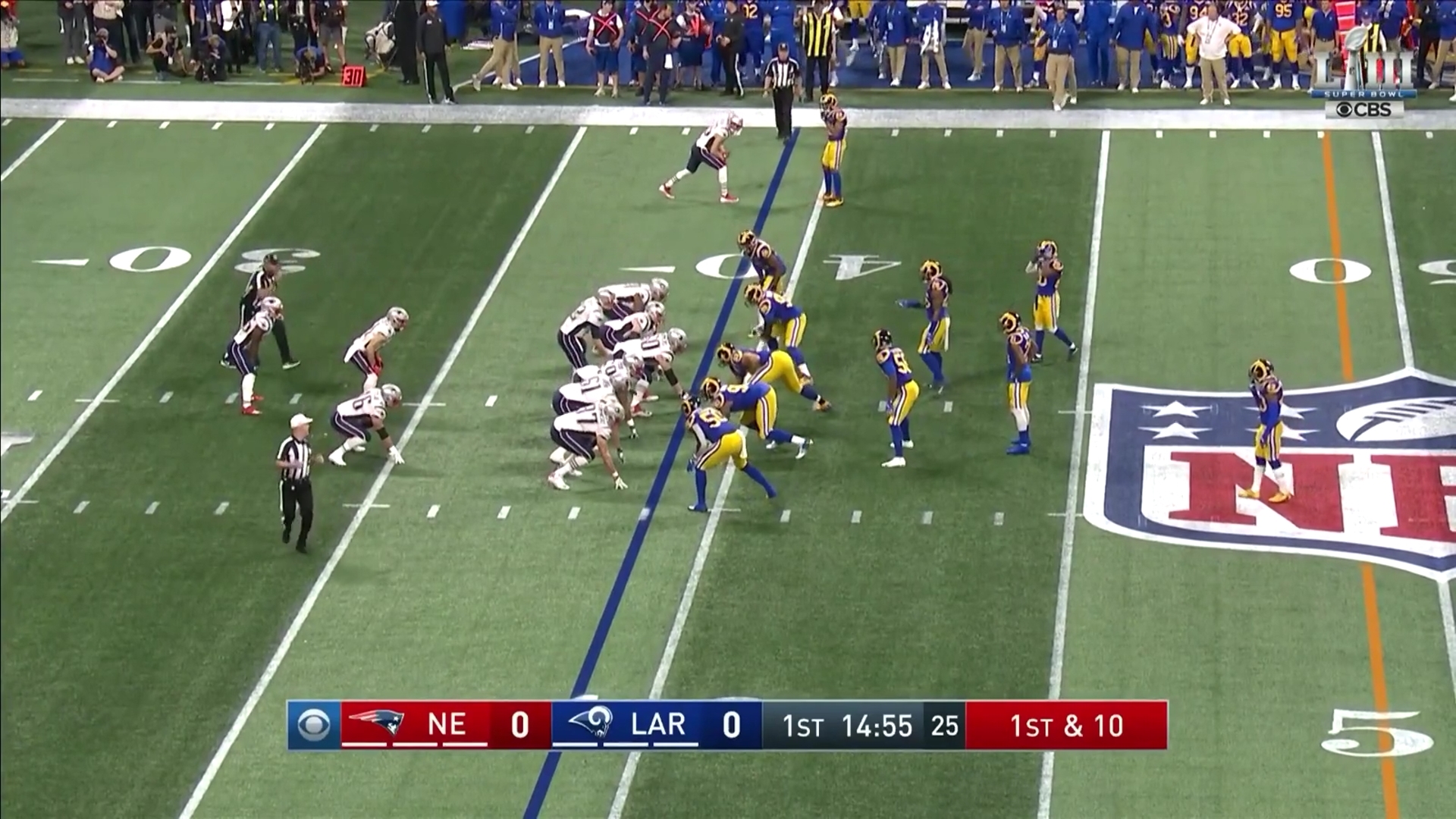 HOW TO BE A COUCH QUARTERBACK - The Touchdown